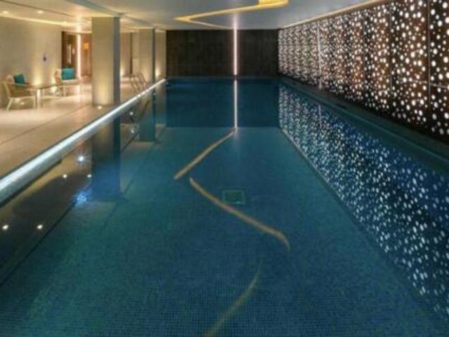 3 bedroom penthouse for rent in Sherrin House, Kensington, London, W14
