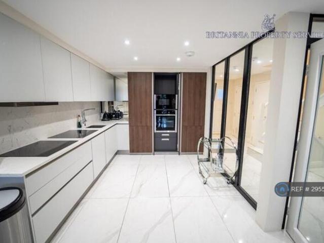 3 bedroom penthouse for rent in The Mailbox, Birmingham, B1