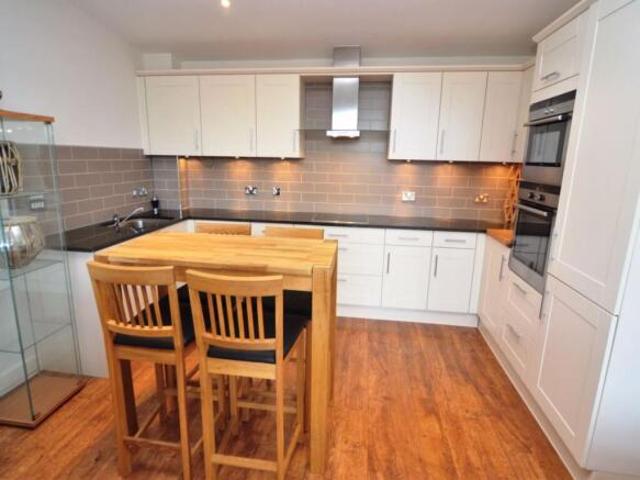 3 bedroom penthouse for rent in Thornlea Court, Thornhill, Sunderland, SR2