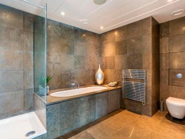 3 bedroom penthouse for rent in Westferry Circus, London, E14