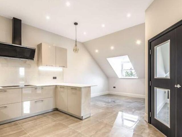 3 Bedroom Penthouse For Rent In 52 Rowantree Road, Enfield