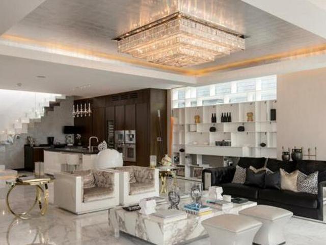 3 Bedroom Penthouse For Sale In Arlington Street, London