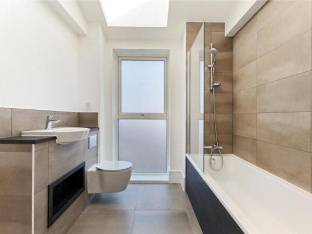 3 bedroom penthouse for sale in B. 05.07 McArthur's Yard, Gas Ferry Road, Bristol, BS1