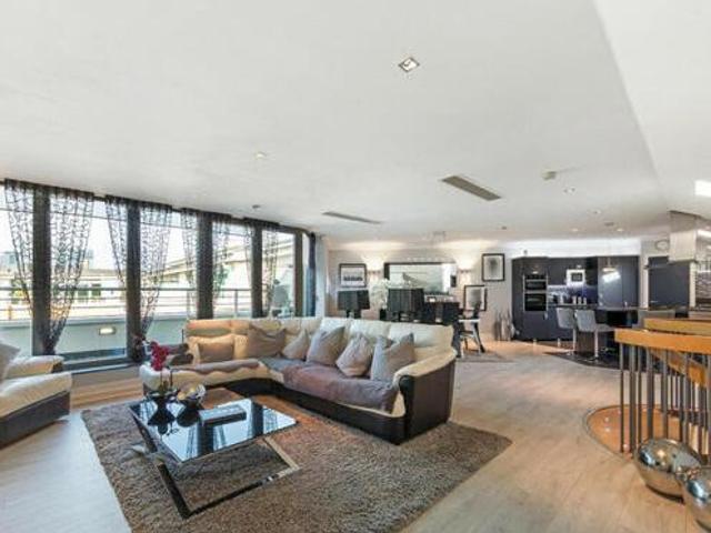 3 Bedroom Penthouse For Sale In Brentford