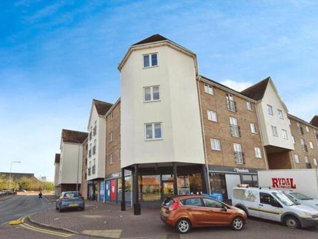 3 Bedroom Penthouse For Sale In Chelmsford, Essex