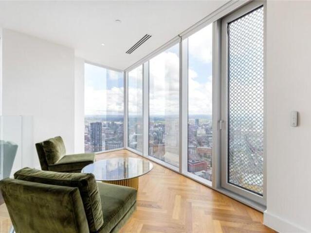 3 bedroom penthouse for sale in Deansgate Square, 9 Owen Street, Manchester, Greater Manchester, M15