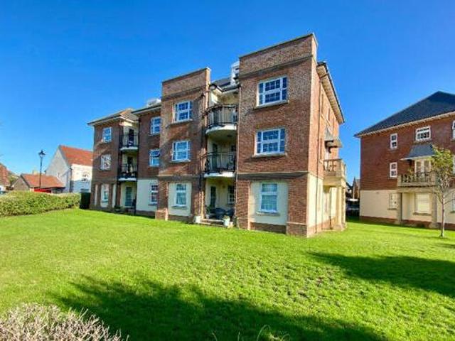 3 Bedroom Penthouse For Sale In Eastbourne, East Sussex