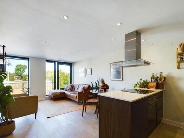 3 Bedroom Penthouse For Sale In Eastcote