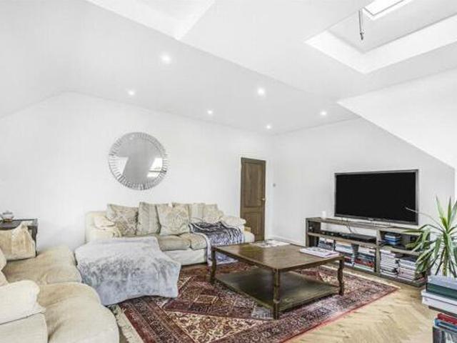 3 Bedroom Penthouse For Sale In Enfield