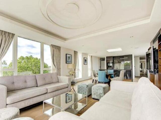3 Bedroom Penthouse For Sale In Fulham, London