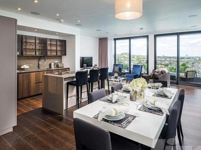 3 Bedroom Penthouse For Sale In Finchley Road, Swiss Cottage
