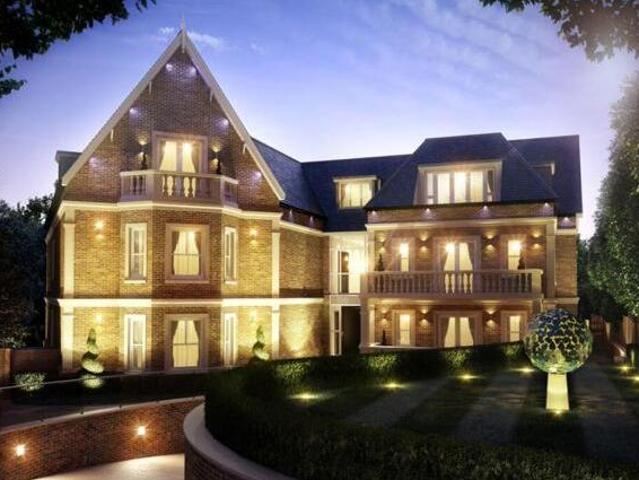 3 Bedroom Penthouse For Sale In Hadley Wood, Hertfordshire