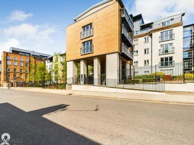 3 Bedroom Penthouse For Sale In King Street