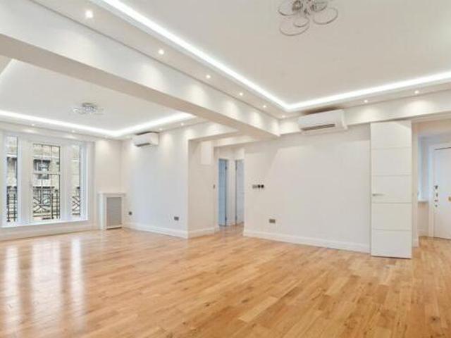 3 Bedroom Penthouse For Sale In London