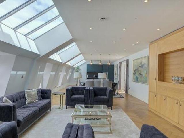 3 Bedroom Penthouse For Sale In London
