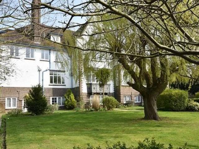 3 bedroom penthouse for sale in Second Avenue FrintononSea CO13