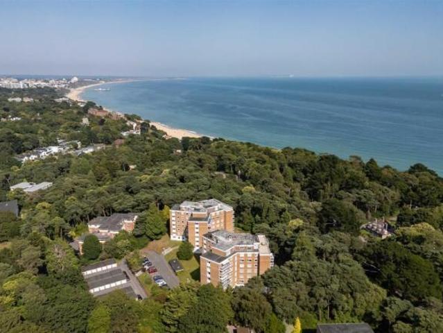 3 bedroom penthouse for sale in Western Road, Branksome Park, BH13
