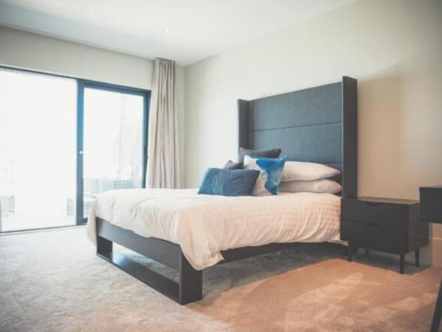 3 bedroom penthouse for sale in William Jessop Way, Liverpool, Merseyside, L3