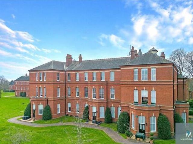 3 Bedroom Penthouse For Sale In Woodford Green