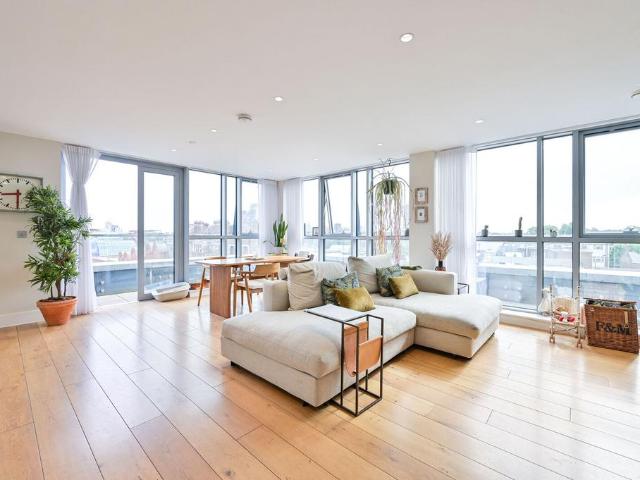3 bedroom penthouse for sale