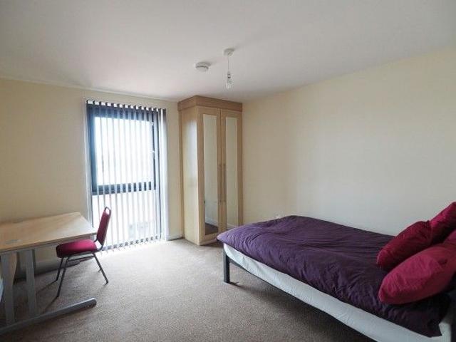 3 Bedroom Penthouse in City Centre