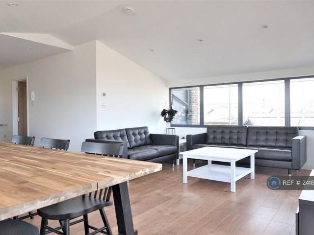 3 bedroom penthouse to rent