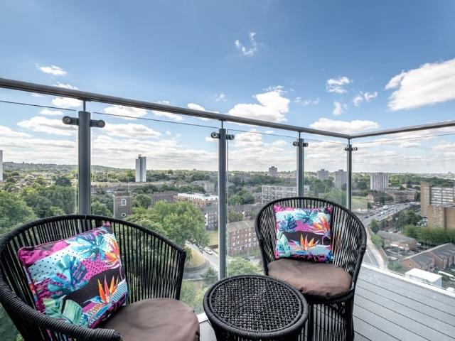 3 bedroom penthouse to rent