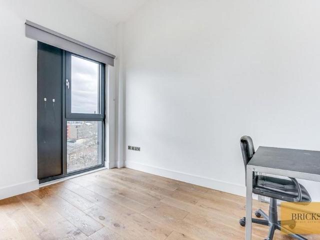 3 bedroom penthouse to rent