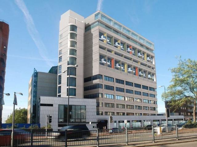 3 bedroom penthouse to rent