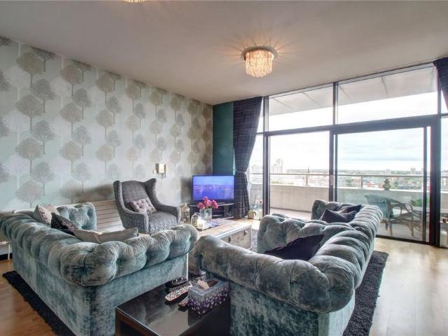 3 bedroom penthouse to rent