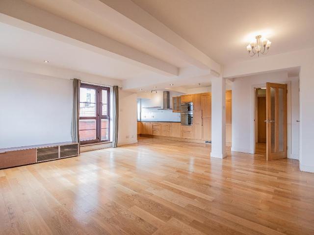 3 bedroom penthouse to rent
