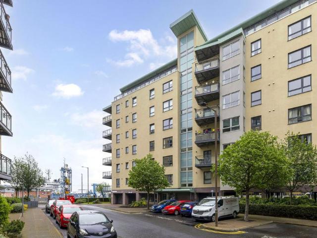 3 bedroom penthouse to rent