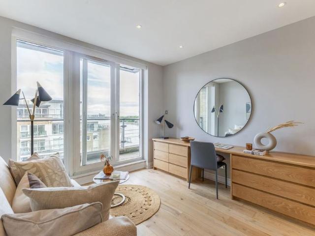 3 bedroom penthouse to rent