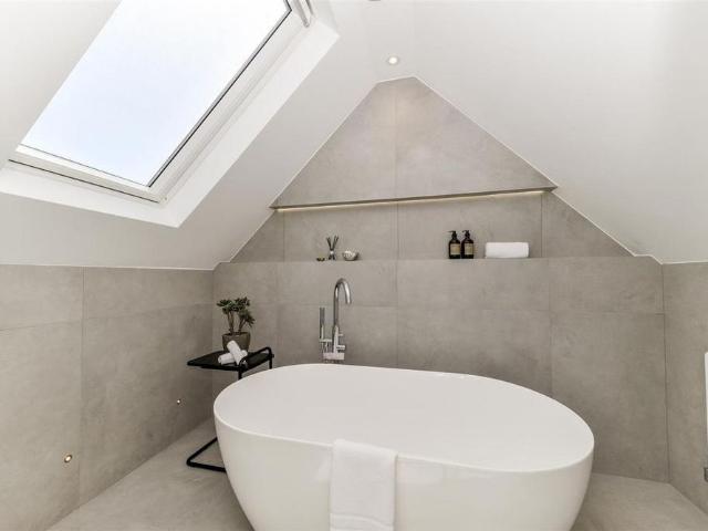 3 bedroom penthouse to rent