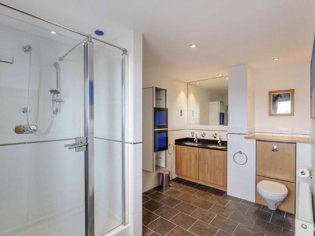 3 bedroom penthouse to rent