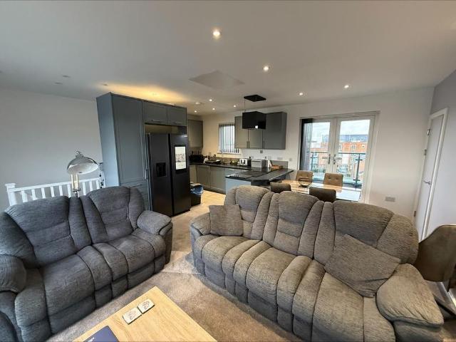 3 bedroom penthouse to rent