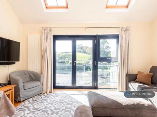 3 bedroom penthouse to rent