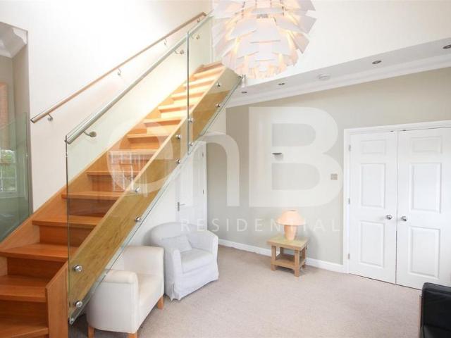 3 bedroom penthouse to rent