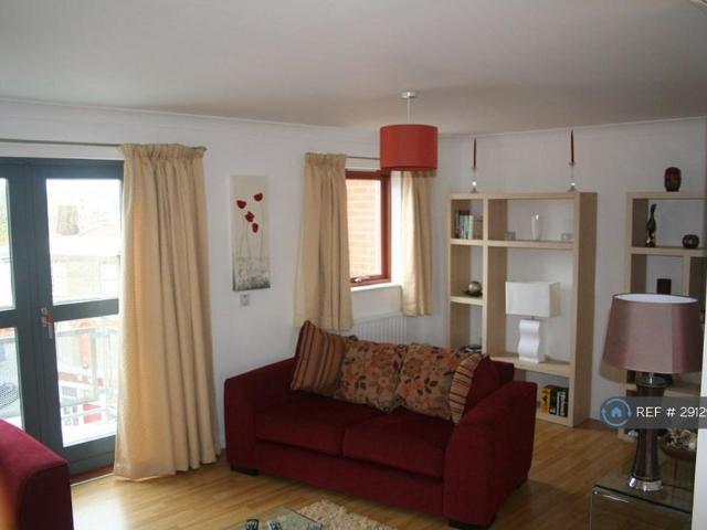 3 bedroom penthouse to rent