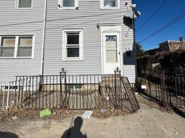 3 bedroom, Philadelphia PA 19124 88802384