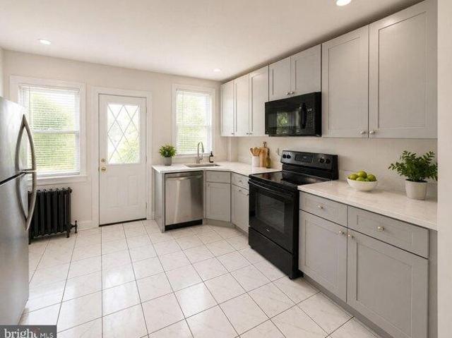 3 bedroom, Philadelphia PA 19143 104908890