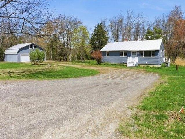 3 bedroom, Pittston ME 04345 LS102282050