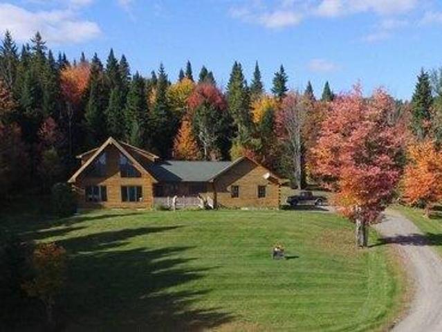 3 bedroom, Pittsburg NH 03592 104567232