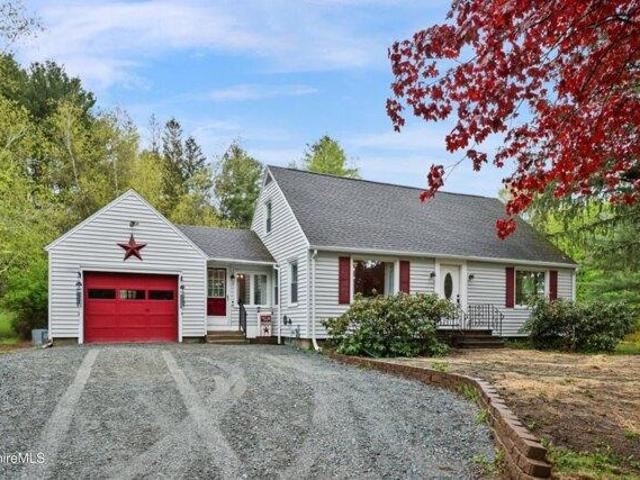 3 bedroom, Pittsfield MA 01201 102477859