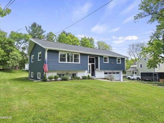 3 bedroom, Pittsfield MA 01201 102860932