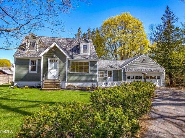 3 bedroom, Pittsfield MA 01201 104788174