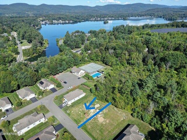 3 bedroom, Pittsfield MA 01201 105080359