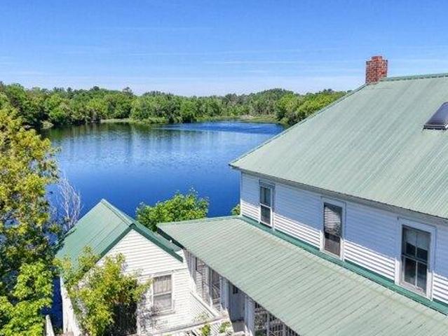 3 bedroom, Pittsfield ME 04967 104904550