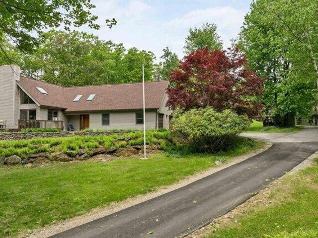 3 bedroom, Pittsfield NH 03263 LS103070155