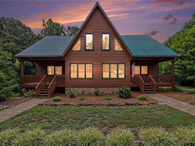 3 bedroom, Pinnacle NC 27043 104909401